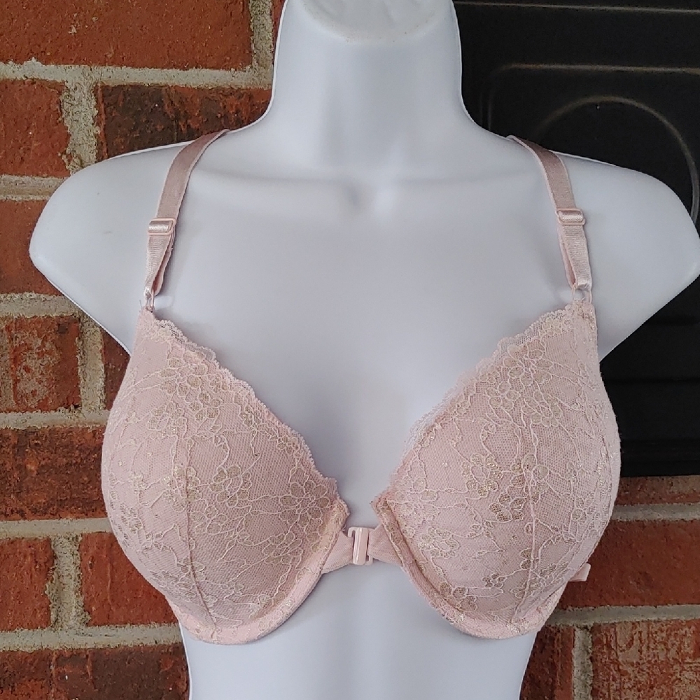 Victoria's Secret Blush Pink Demi Bra Size 40c - Gem